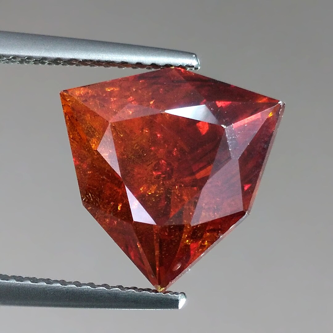 11.06ct Deep Red Sphalerite Natural Loose Gemstone: Trillion Cut From ...