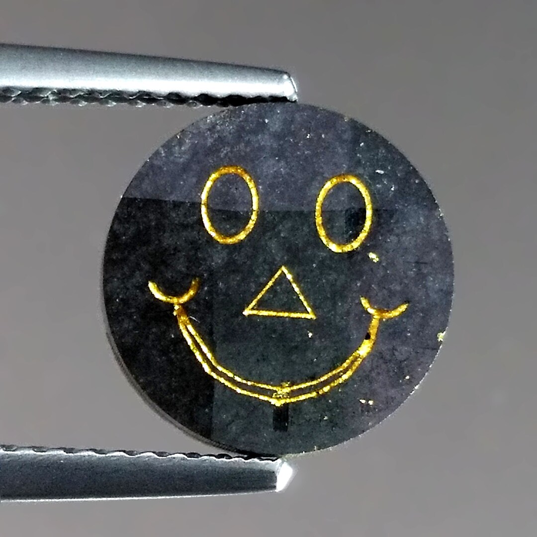 3.23cts Rare Smiley Face Emoji Carving Round Natural Earth Mined Loose ...