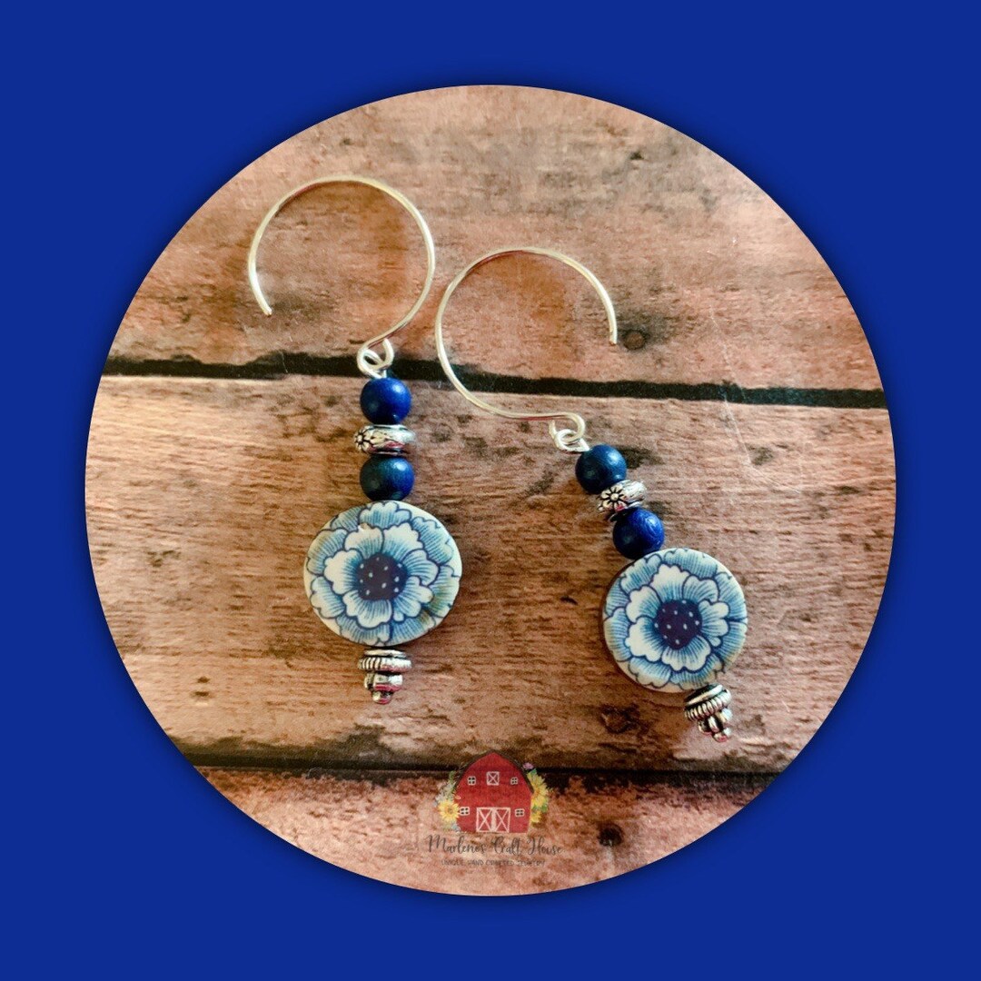 Navy Blue Carnations! - Etsy