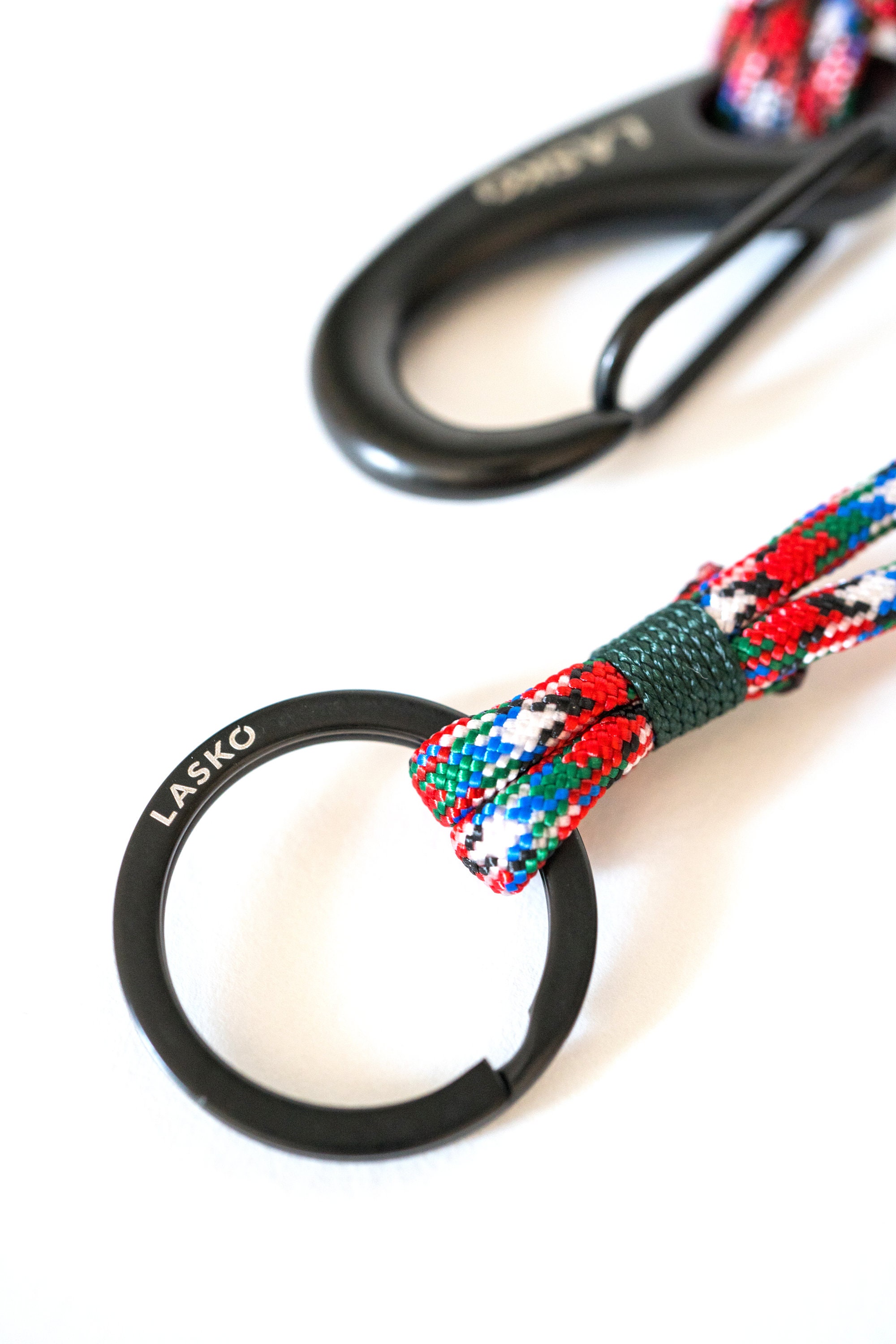 Unisex Paracord Rope Keychain Black Matte Carabiner Mountain | Etsy