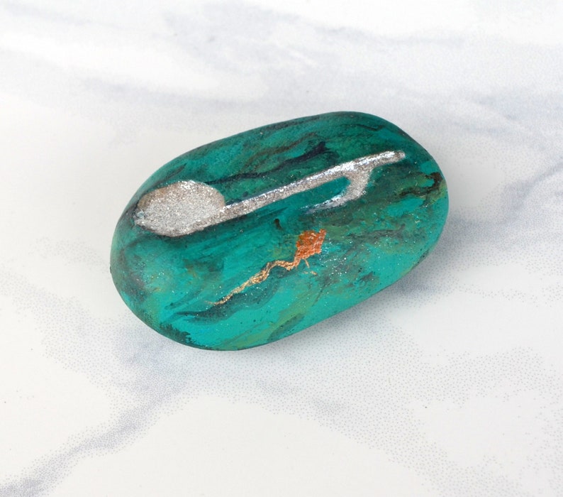 Musical Note Token Stone, Symbol of Sound Art, Hand Carved Gift, Hand ...