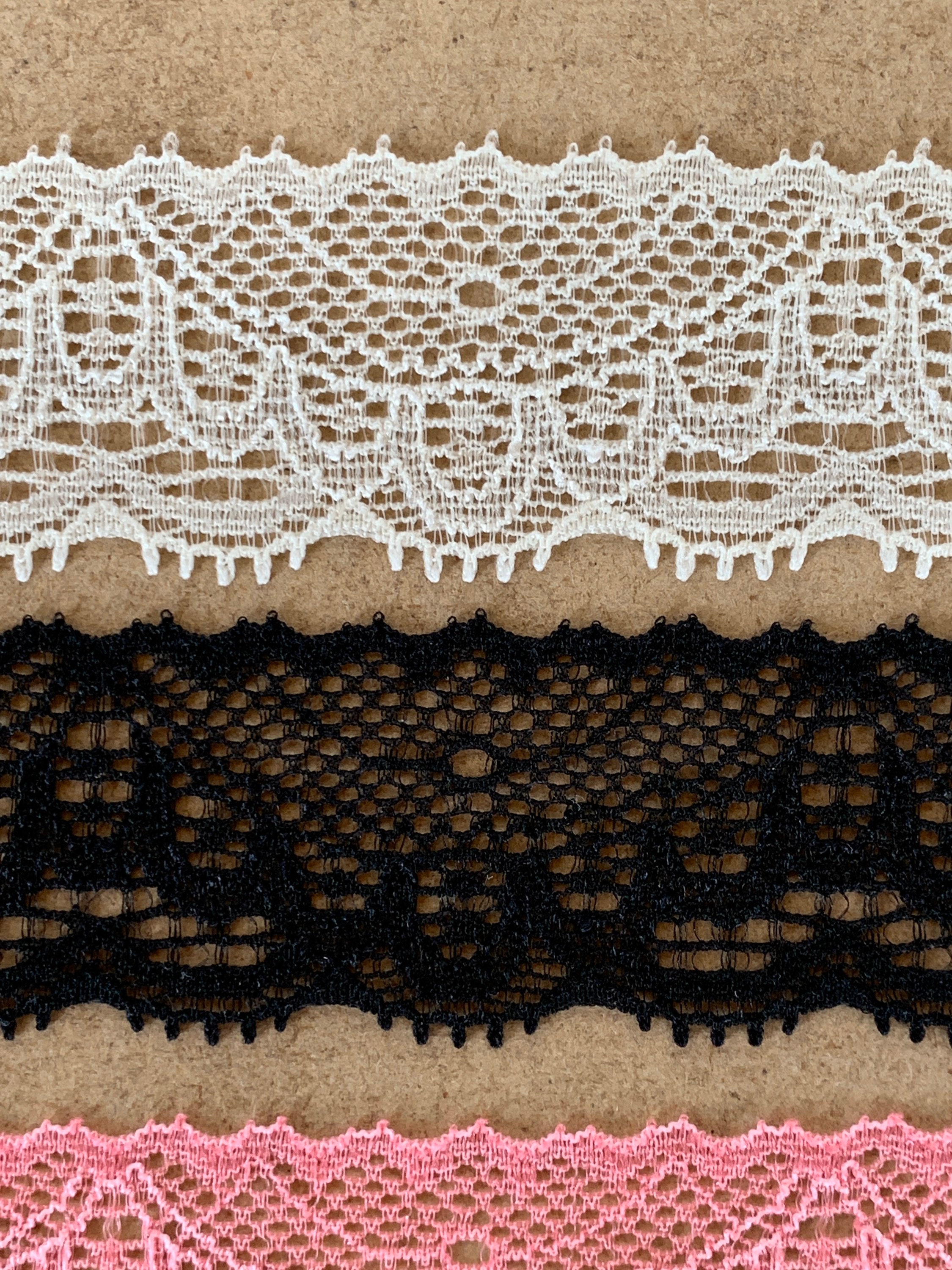 1 scallop stretch lace trim for beautiful finishes | Etsy