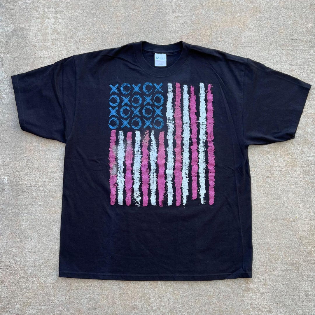 Y2K XO Kisses Hugs American Flag T-shirt - Etsy