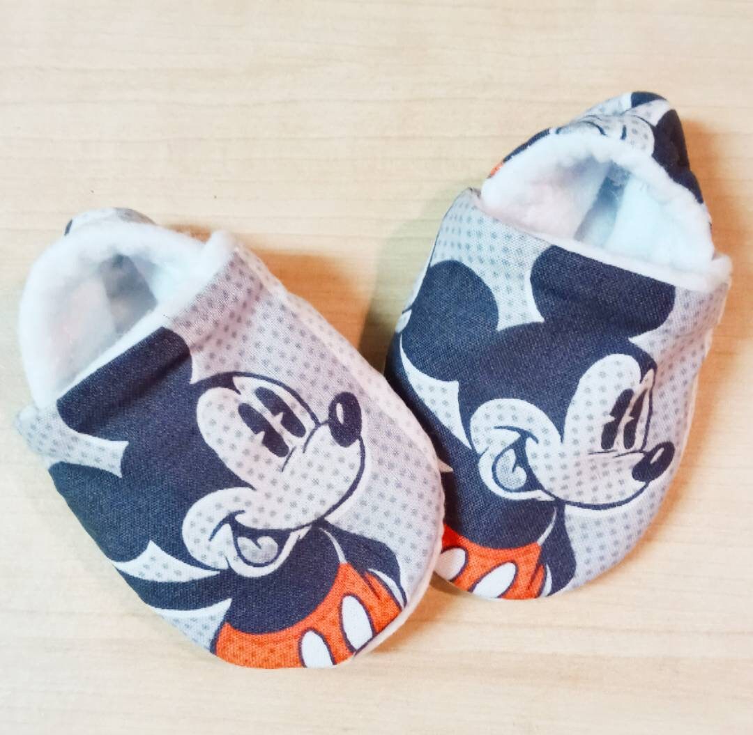 Mouse Inspired Baby Booties. Size Newborn to US 6. Handmade. - Etsy