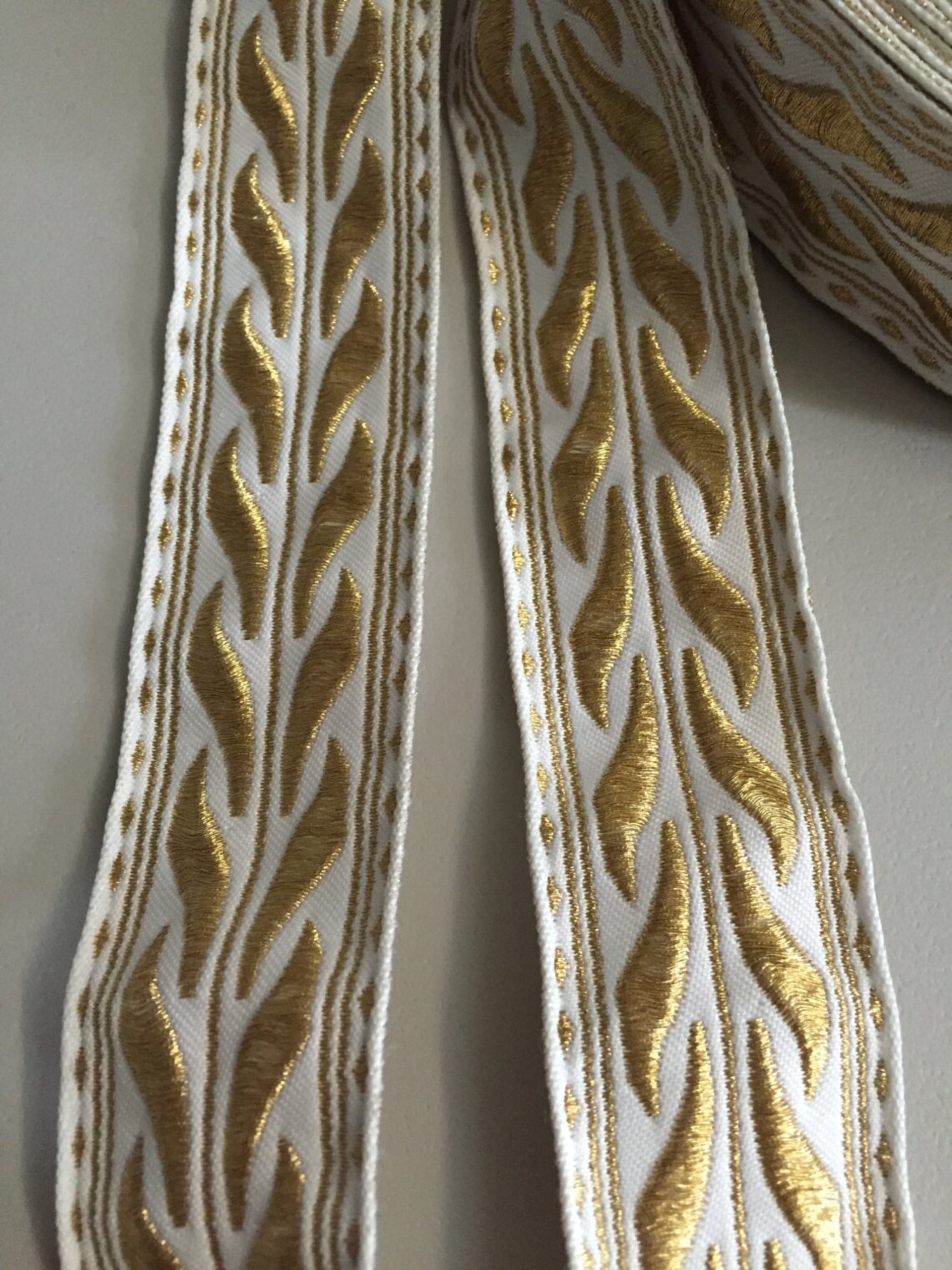 Vintage French Brocade Ribbon a Thick White and Iridescent | Etsy