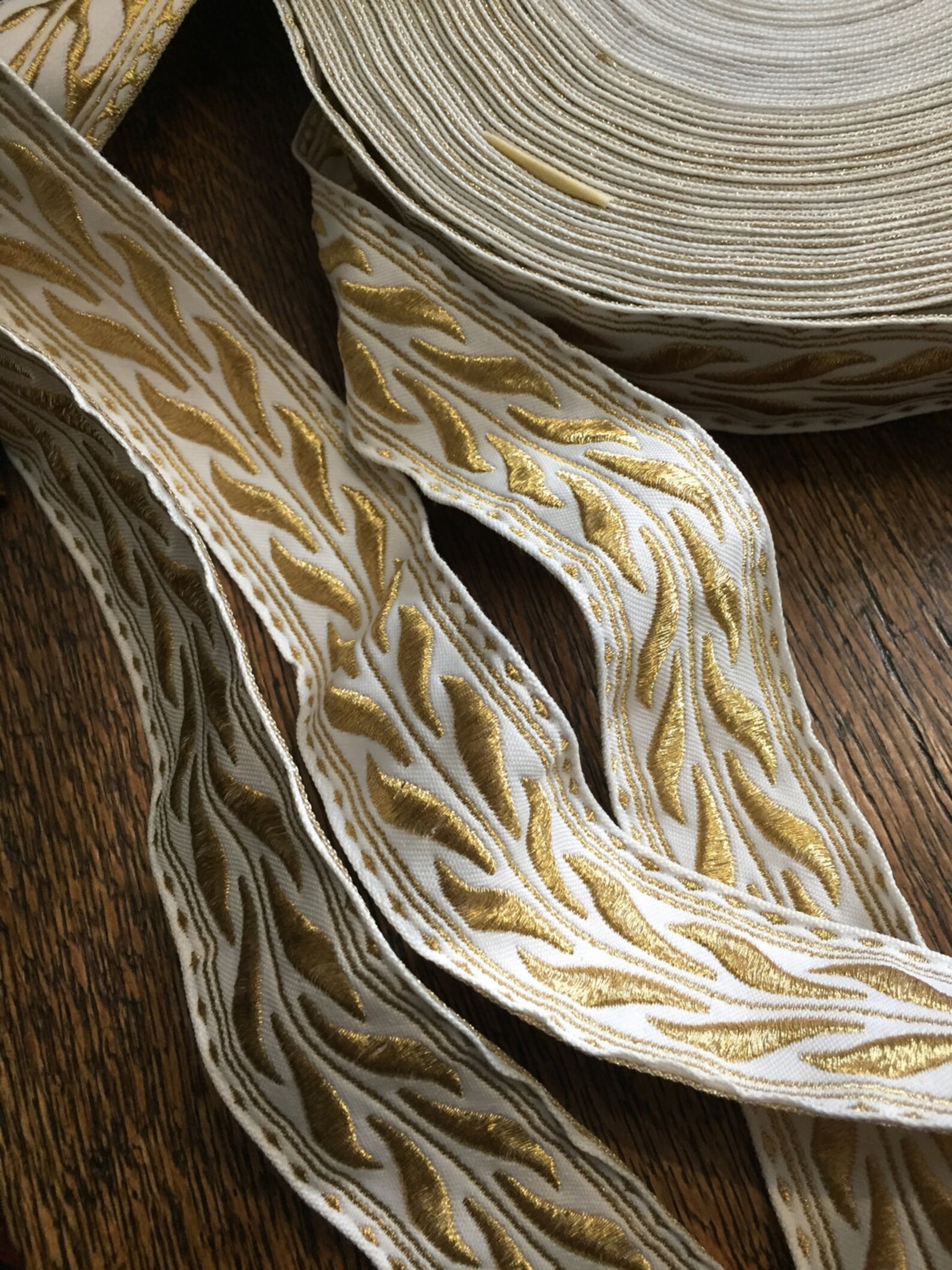 Vintage French Brocade Ribbon a Thick White and Iridescent | Etsy