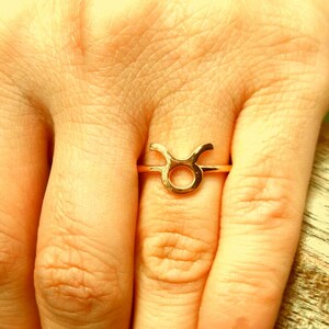 14K Solid Gold Taurus Ring / Zodiac Ring / Horoscope Ring / - Etsy