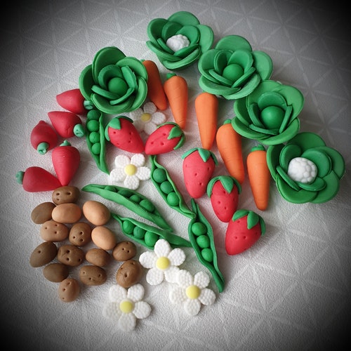 Peter Rabbit Cake Topper/pink Peter Rabbit Topper/cake | Etsy