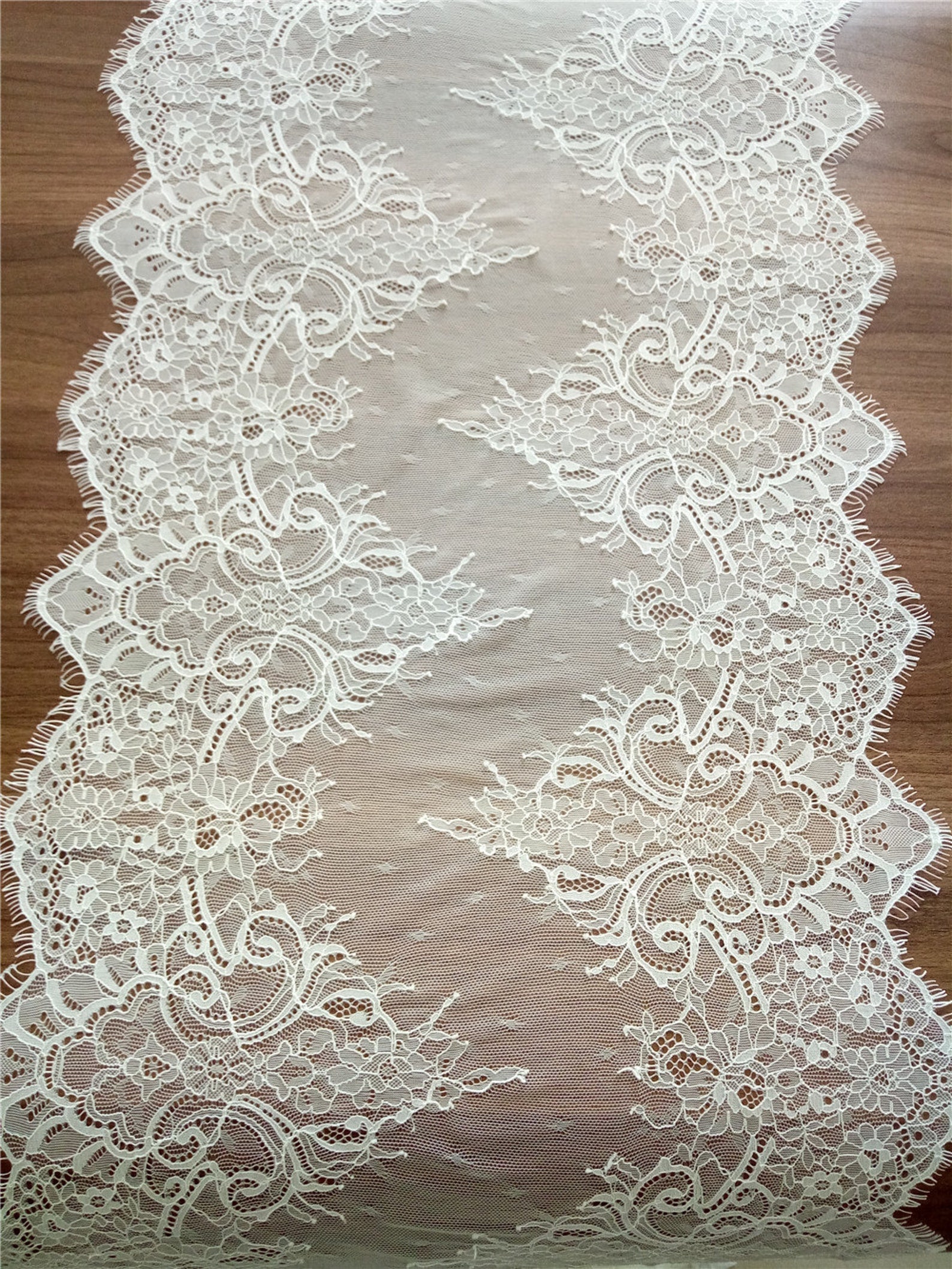 Ivory Lace Table Runner/wedding Table Runners/lace Table - Etsy