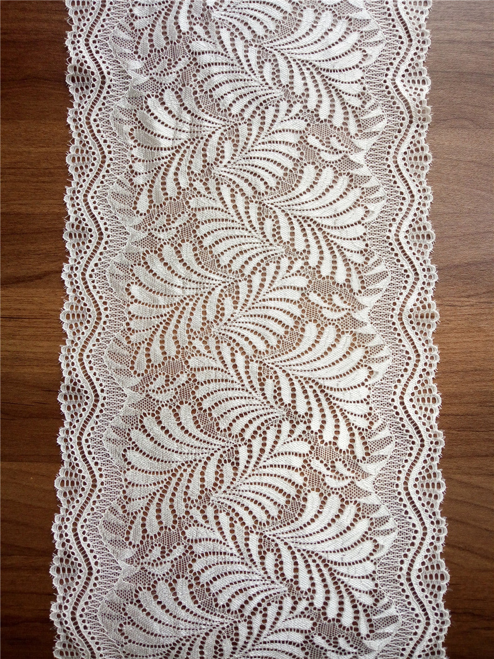 White Lace Table Runner 8 Wide Wedding Table Runner - Etsy