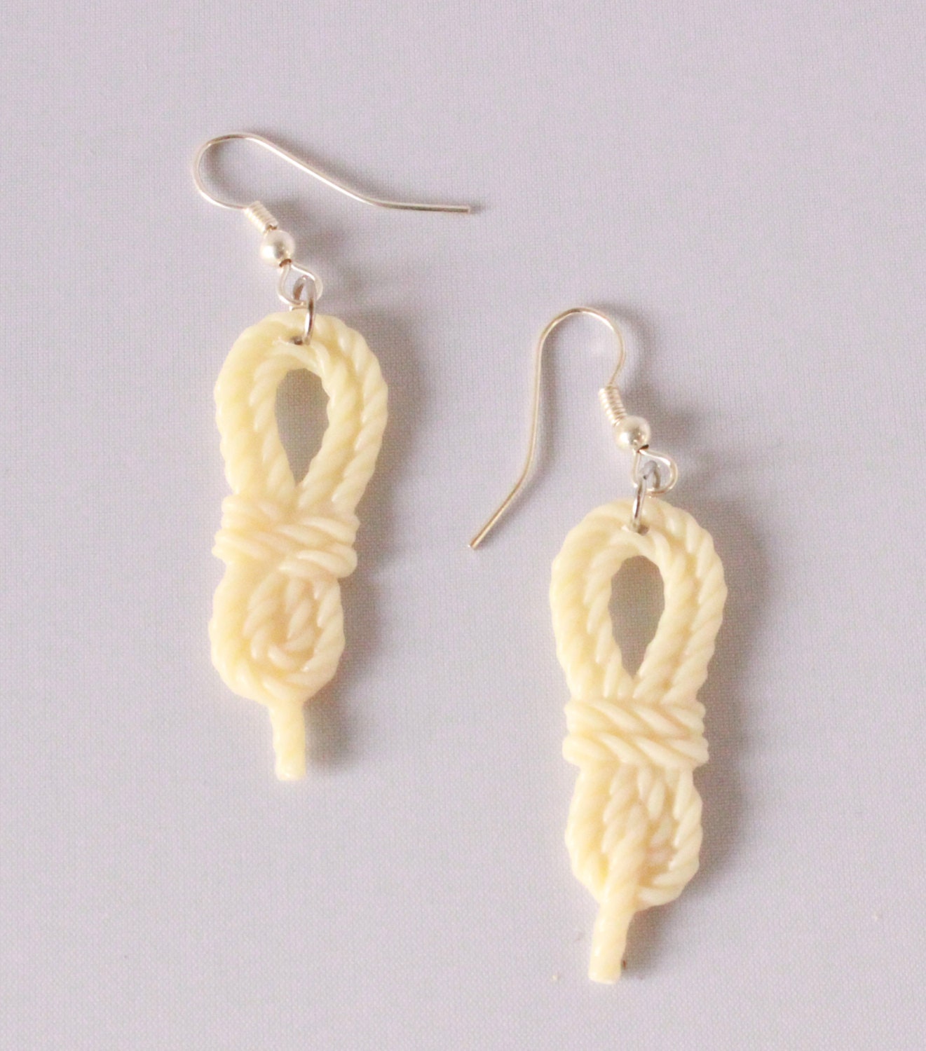Clue Rope Token Earrings - Etsy