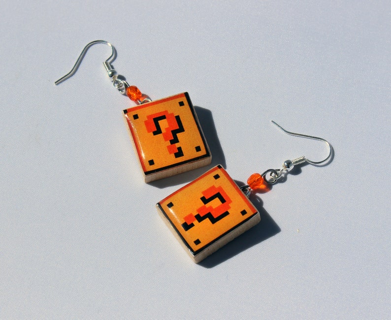 Question Block Scrabble Tile Dangle Earrings - Etsy