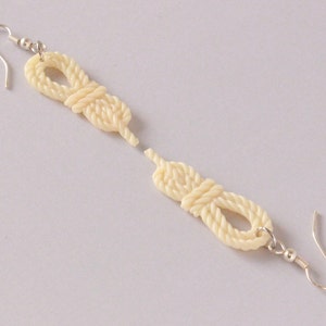 Clue Rope Token Earrings - Etsy