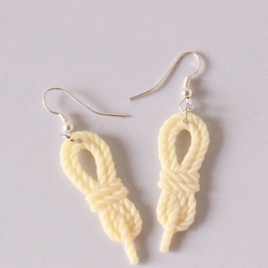 Clue Rope Token Earrings - Etsy