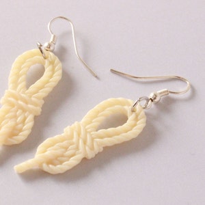 Clue Rope Token Earrings - Etsy