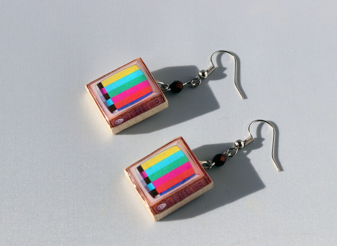 Vintage Television Set Scrabble Tile Dangle Earrings | Etsy