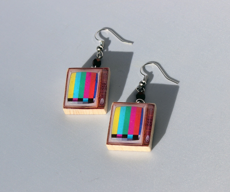 Vintage Television Set Scrabble Tile Dangle Earrings - Etsy