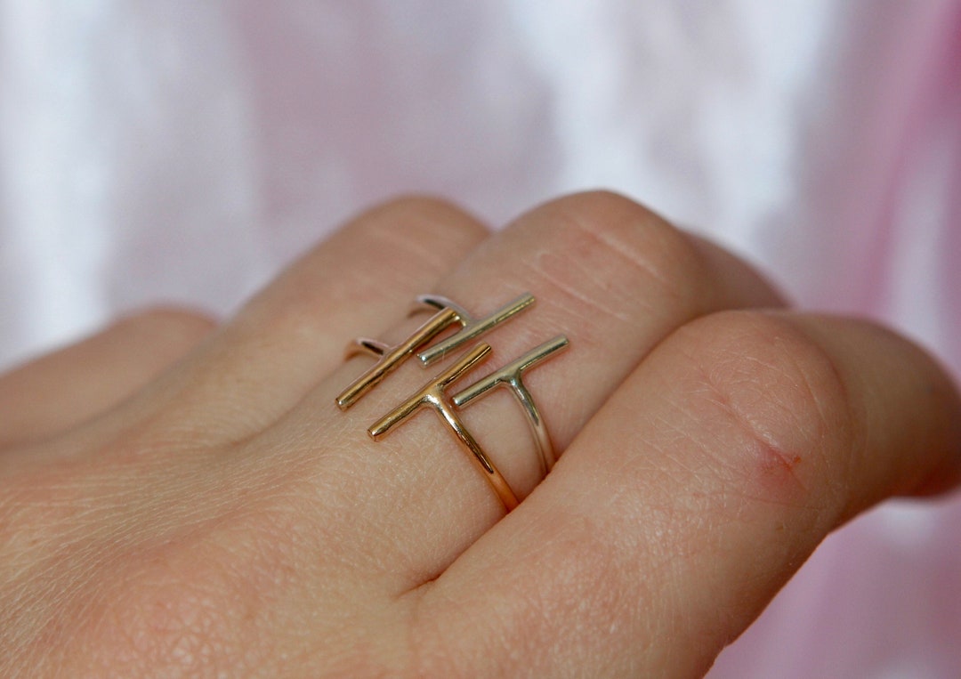 Round T-bar Ring - Available in Sterling Silver and 14k Gold Fill - Etsy