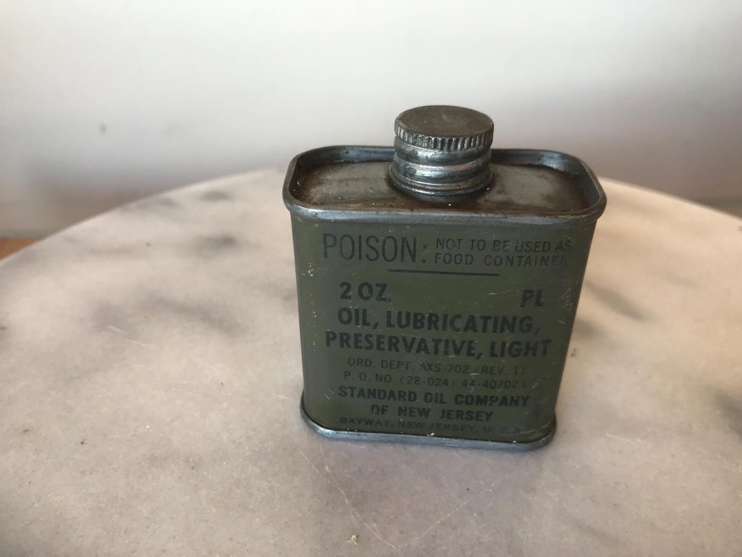 Vintage STANDARD Oil US Army Rifle Cartridge Belt Military Gun Tin 2 Oz ...