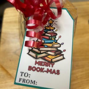Merry Bookmas Christmas Gift Tag Printable Gift Tag, Book Christmas ...