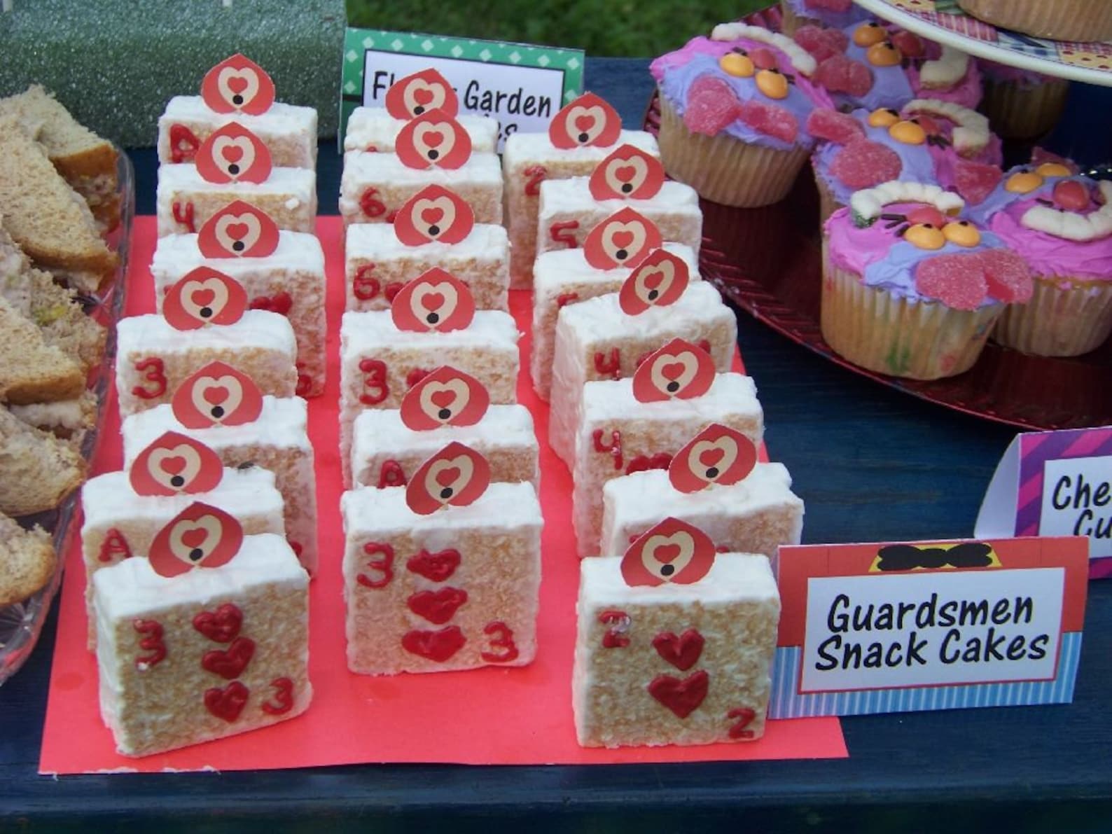 Alice in Wonderland RED Guardsmen Heads Download File - Etsy