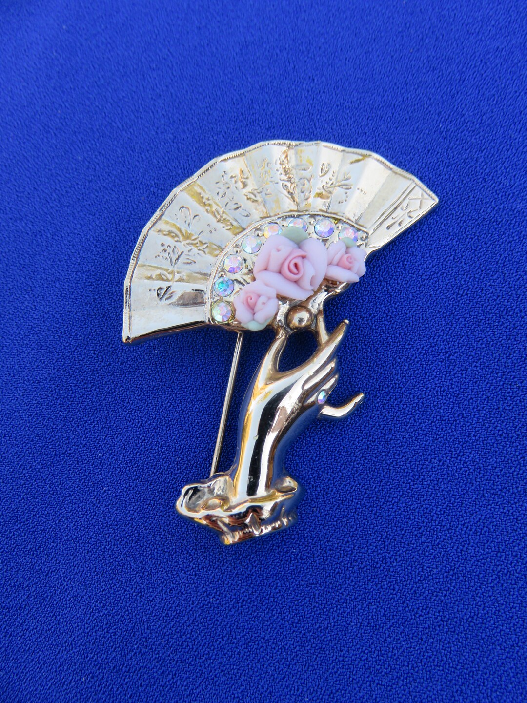 Victorian Hand Holding Fan 1928 Jewelry Co Brooch - Etsy