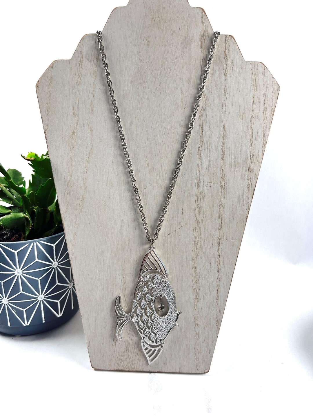 Large Fish Pendant Necklace - Etsy