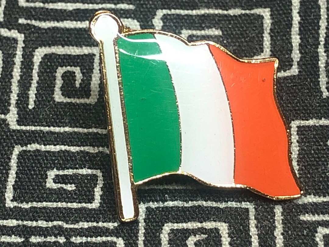 Irish Flag Enamel Pin - Flag of Ireland - Green, White and Orange ...