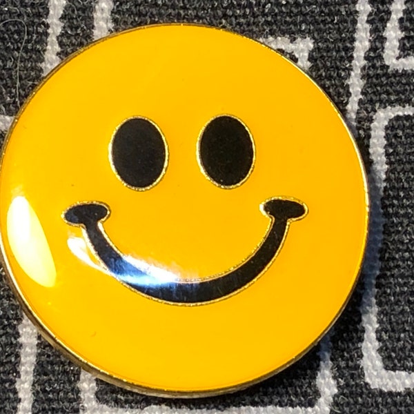 Smiley Face Pin - Etsy