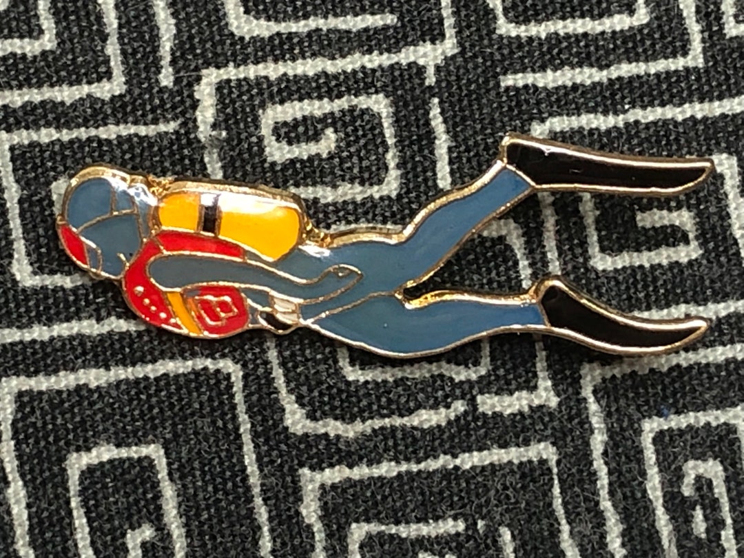 Scuba Diver Enamel Pin - Scuba - Diver - Snorkel - Underwater Diving ...