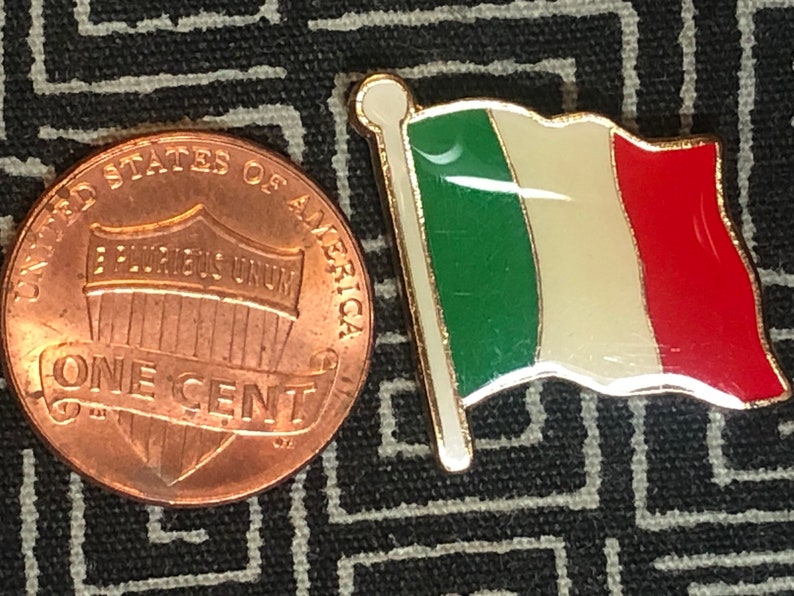 Italian Flag Enamel Pin - Flag of Italy - Green, Red and White ...