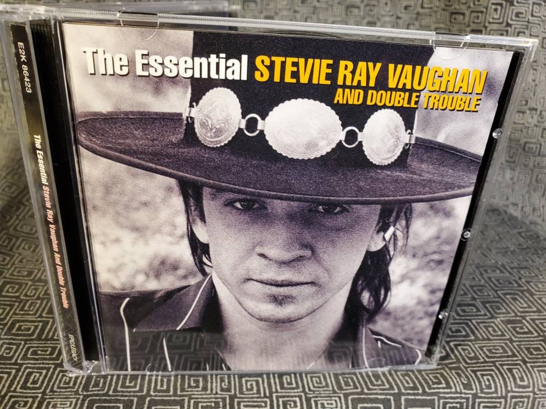 Stevie Ray Vaughn Greatest Hits 2 CD Set Texas Flood Pride and Joy Cold ...