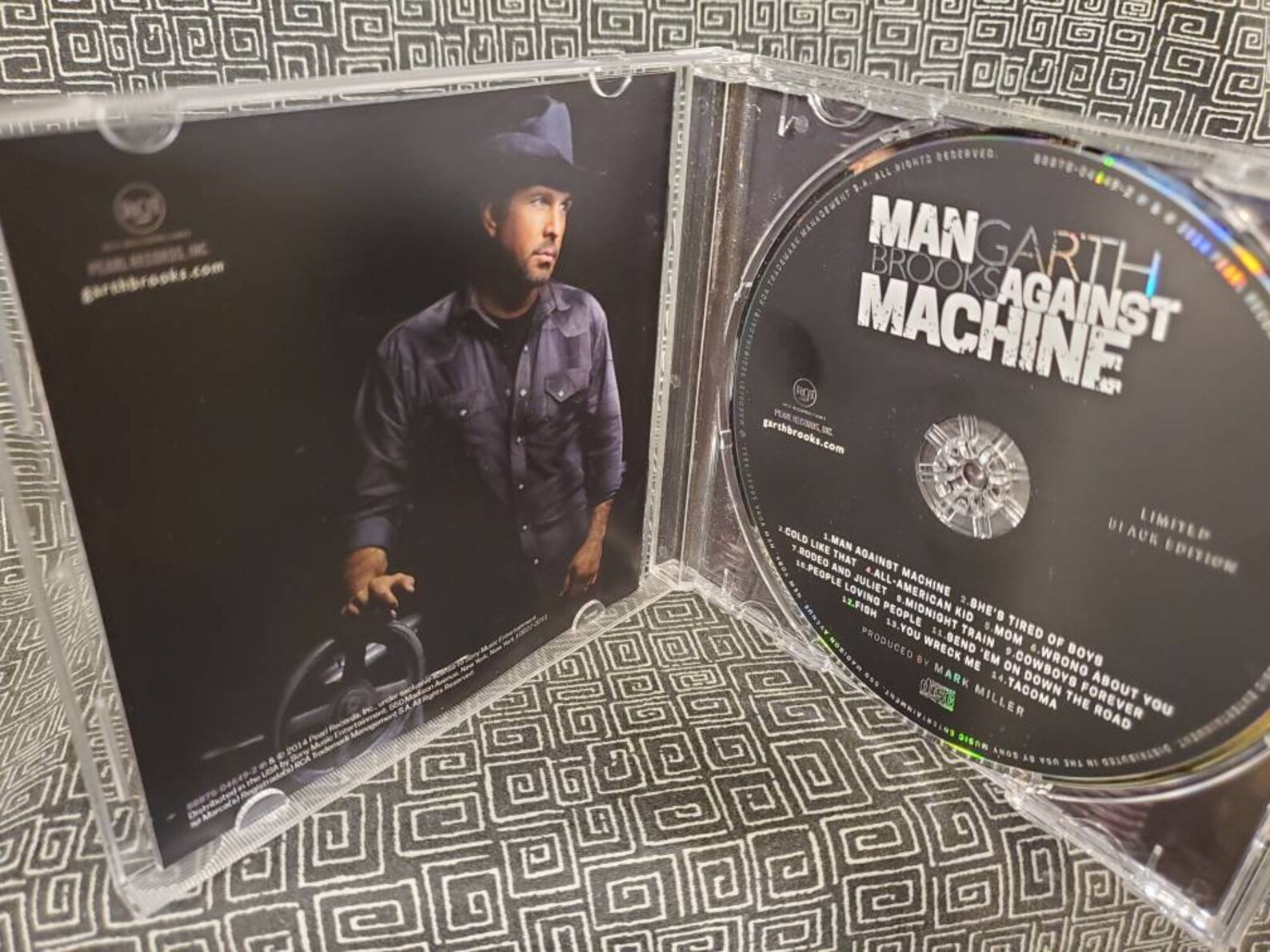 Garth Brooks Man Against Machine CD Limited Black Edition | Etsy