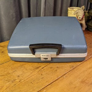 Retro Royal Safari Portable Typewriter W Case - Etsy