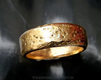 Rustic Wedding Band - Etsy