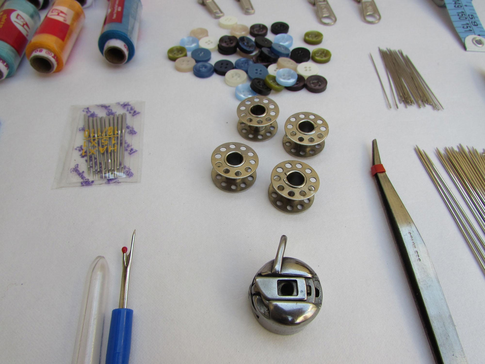 Sewing Tools Kit - Tailoring Tools Kit, 20 Items/240 PCS Sewing Tools ...