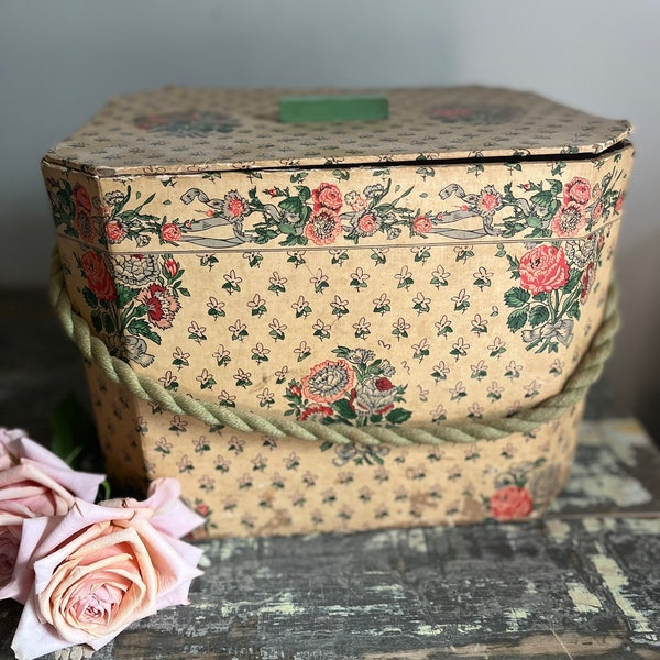 Old Hat Box - Etsy