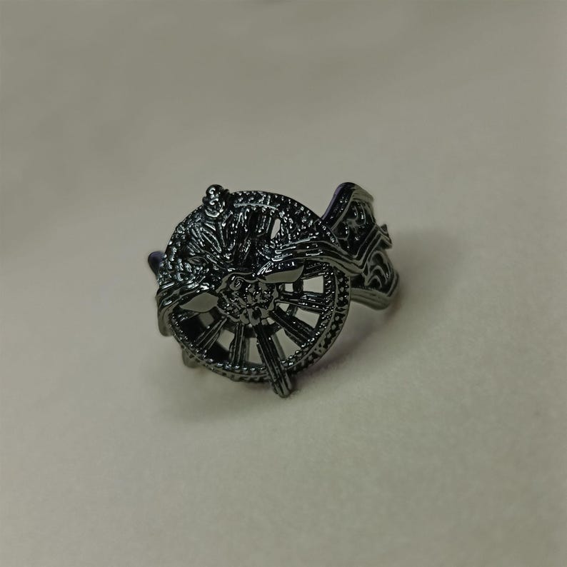 Lucis Ring, Ring of the Lucii, Final Fantasy Ring, Handmade Engraved ...