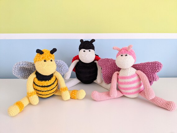 PATTERN ONLY Three Spring Friends crochet bee pattern | Etsy