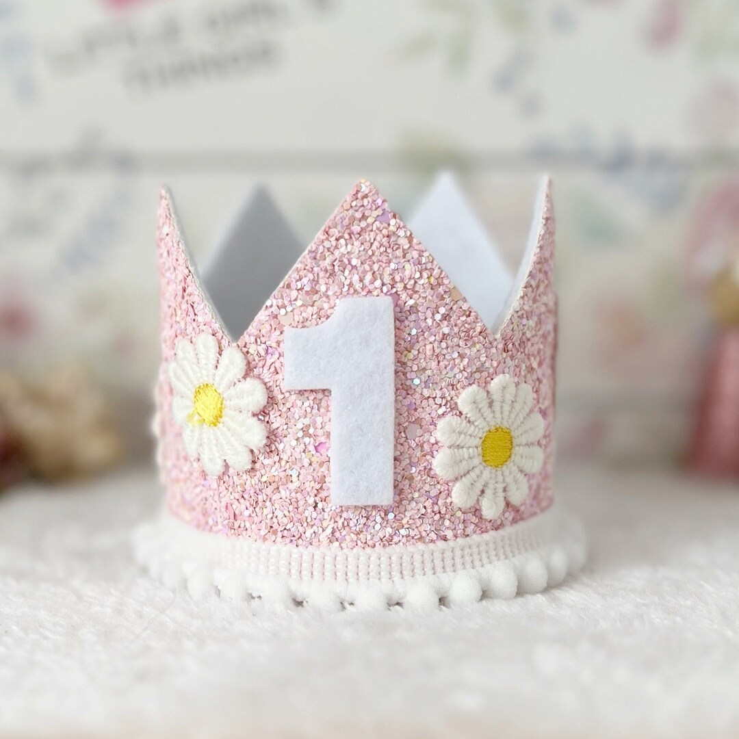 Corona de Daisy para el primer cumpleaños: atuendo bohemio con ...
