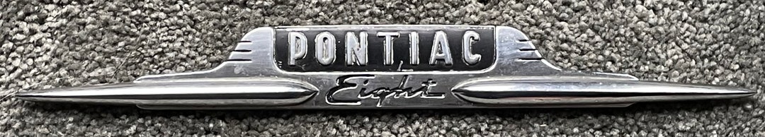 1950 Pontiac Eight Silver Streak Chieftain Dash Emblem. - Etsy