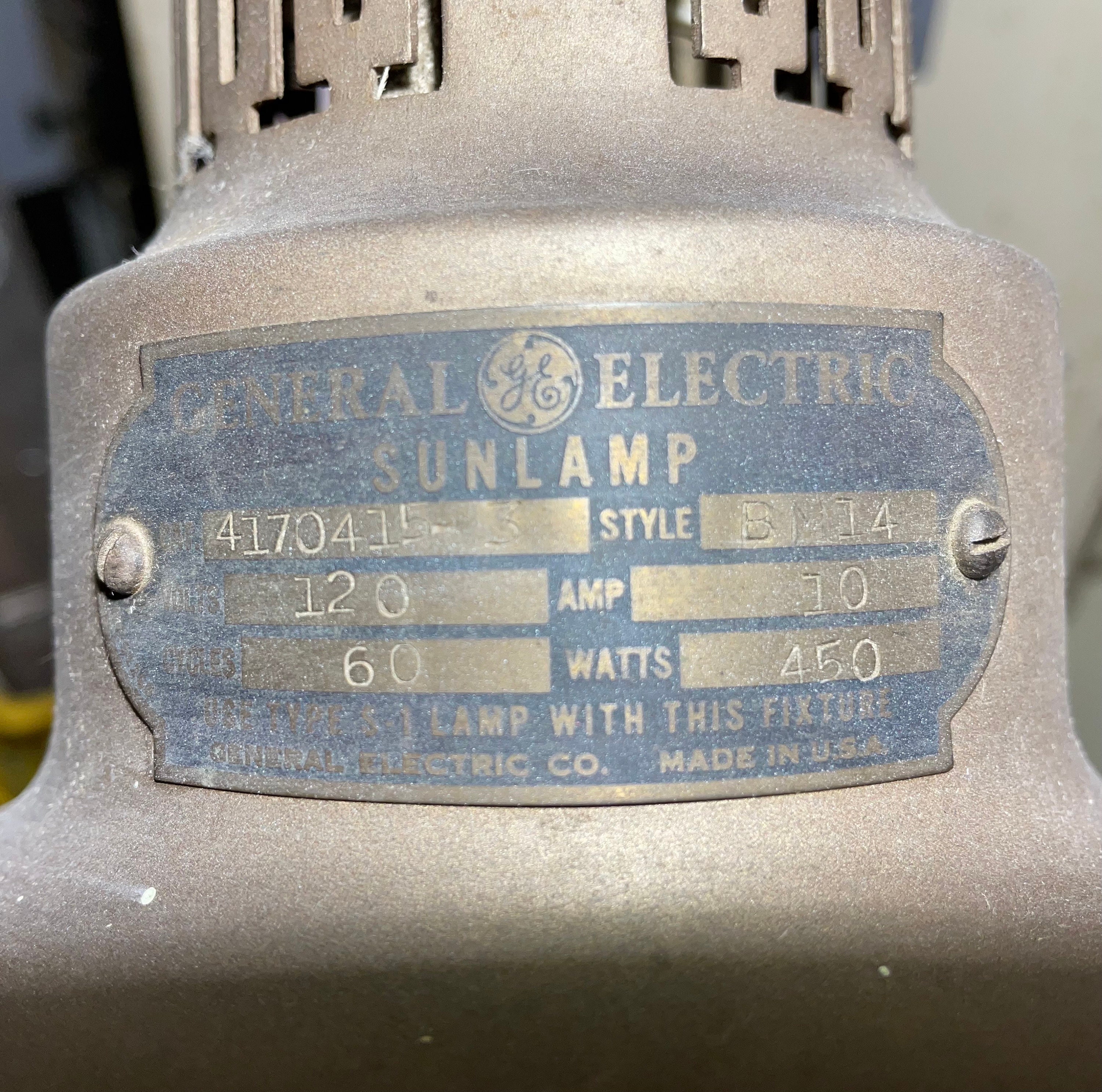 Vintage 1930's Industrial General Electric Sun- Lamp, Model Vintage 1930's Industrial General Electric Sun- Lamp, Model