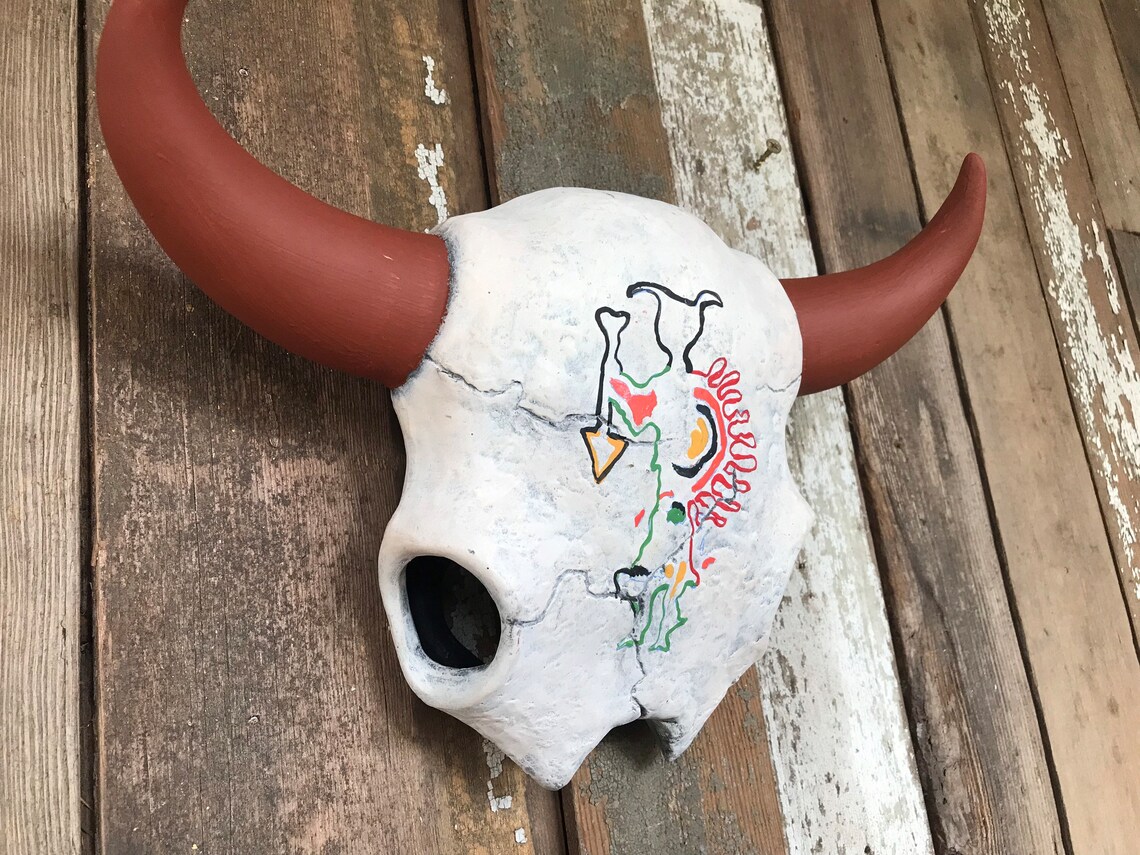 Hand Painted Longhorn Skull and Horns Made of Ceramic. - Etsy