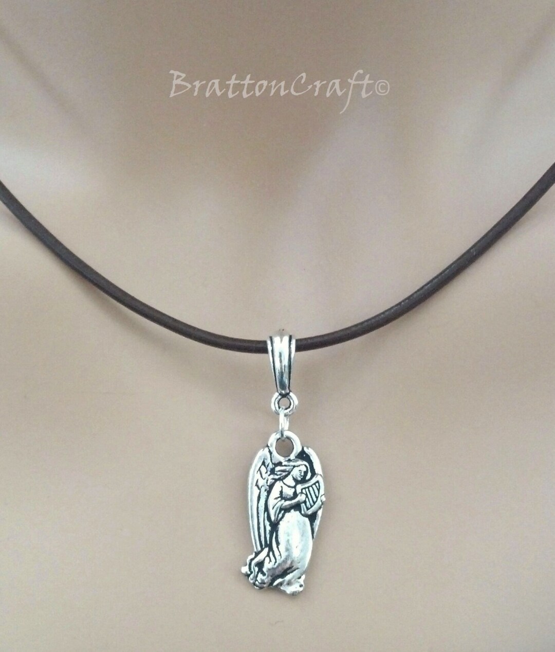 Collar de ángel de plata: dije de arpa de peltre, cordón de cuero ...