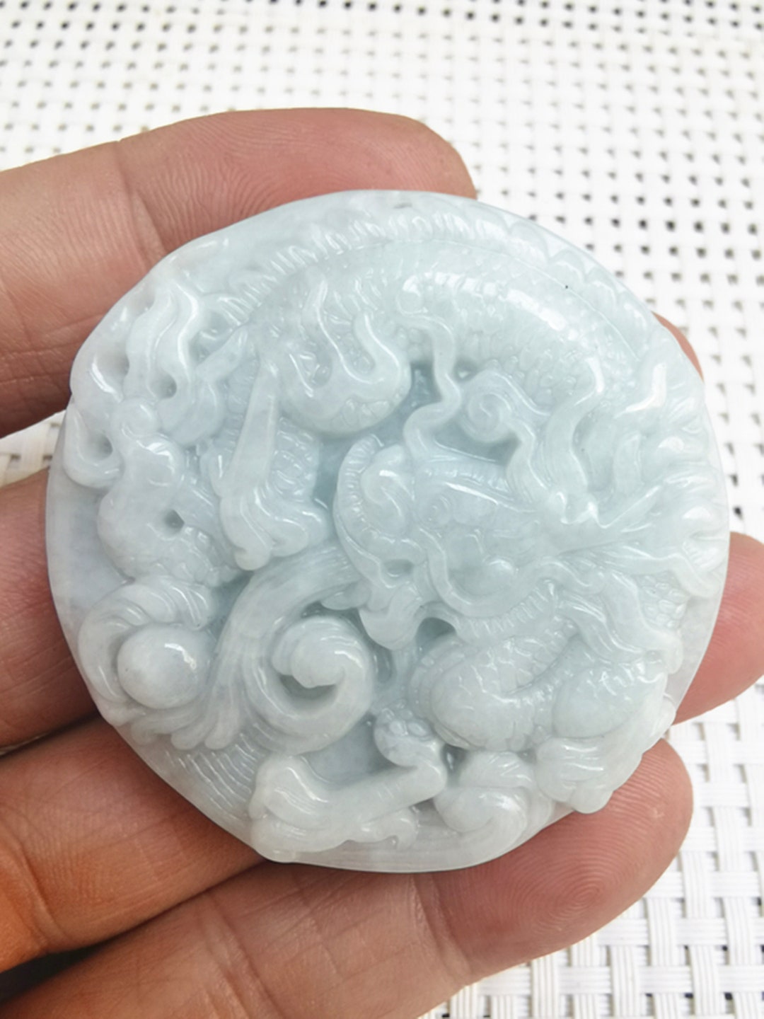 Natural Light Green Jade Hand-carved Dragon Pendant Mascot Talisman ...