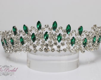 FAST SHIPPING!!! Beautiful Silver With Green Apple Stones Crown ...