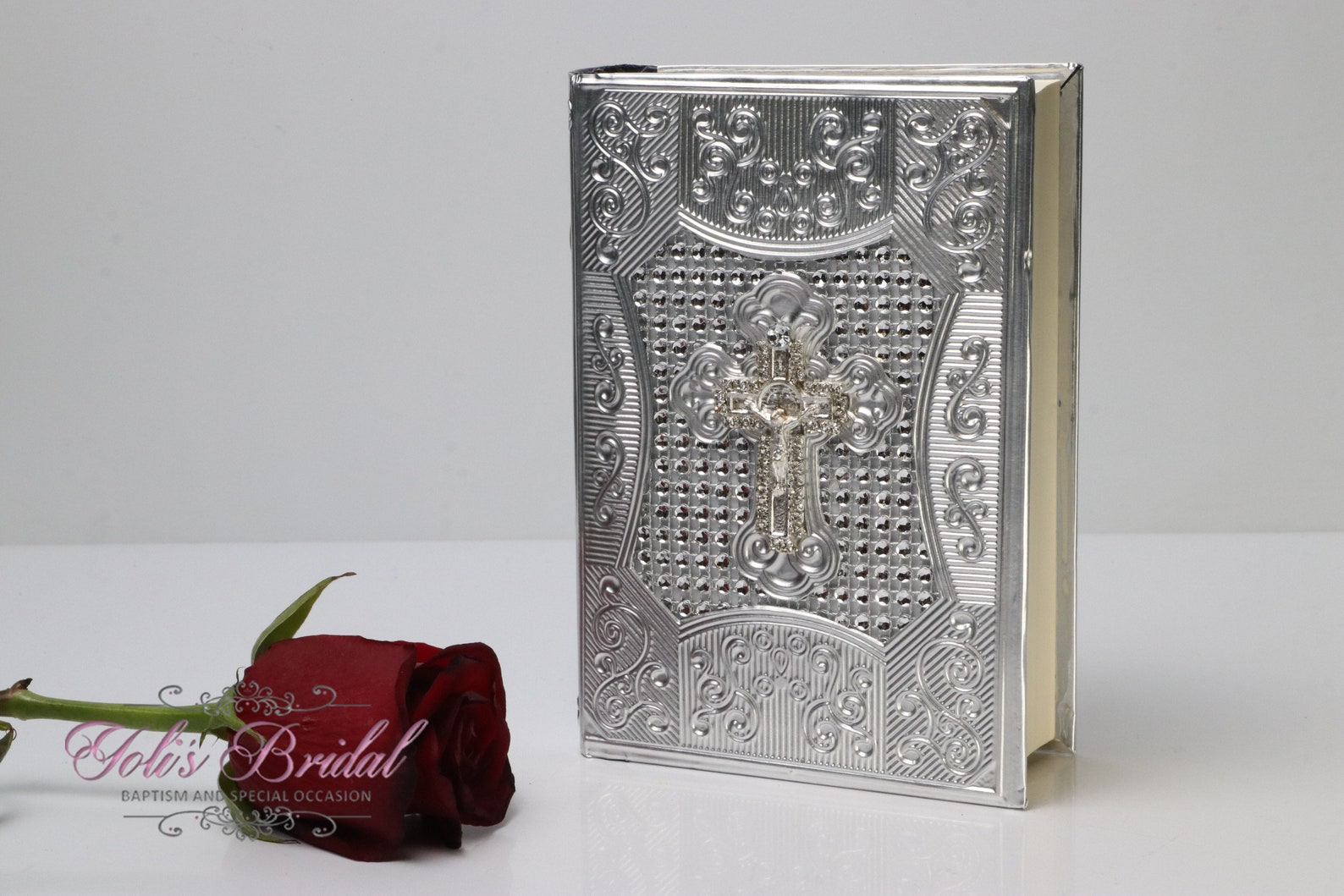 FAST SHIPPING!! Beautiful Silver Embossed Bible, Communion Bible ...