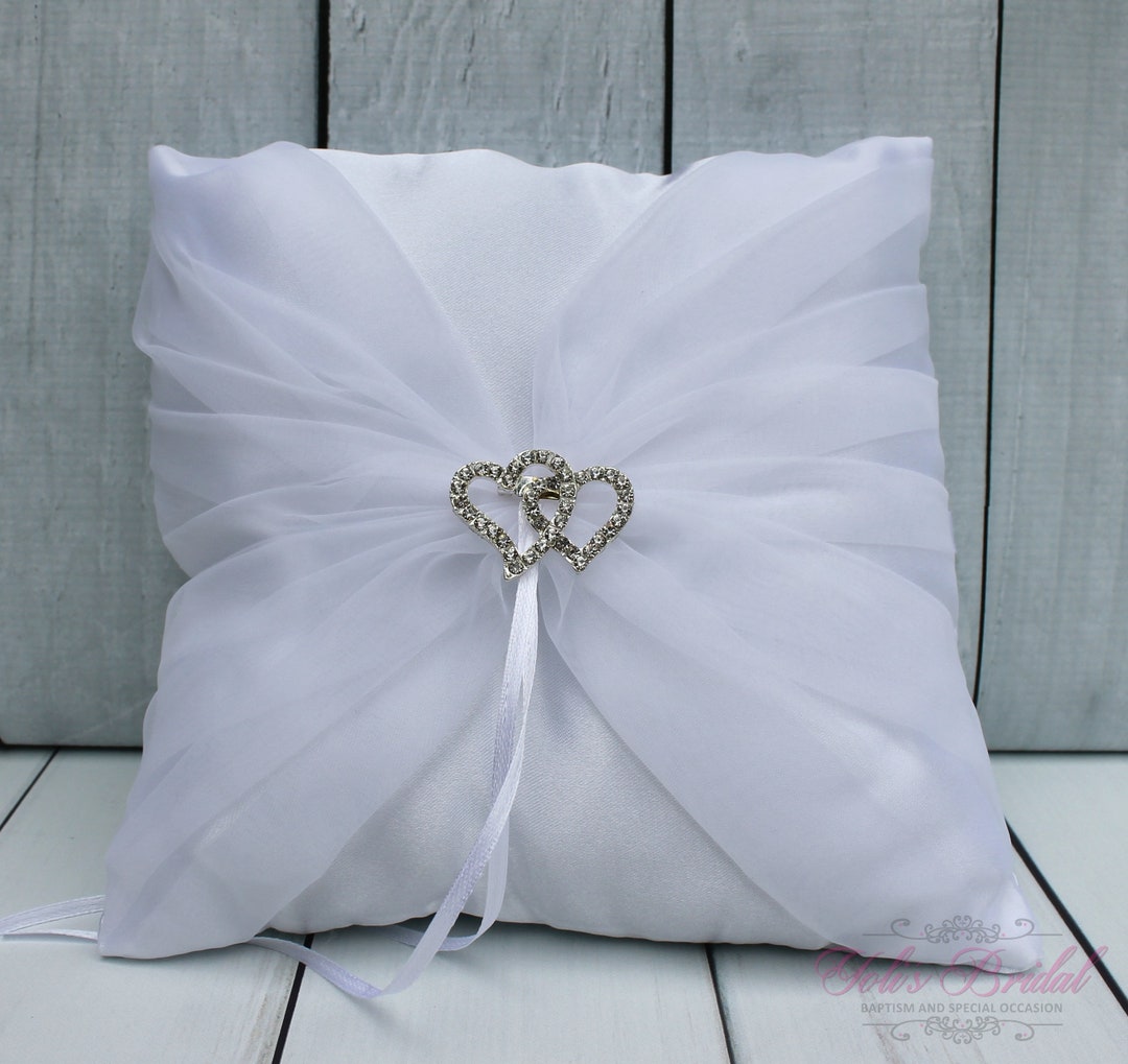 FAST SHIPPING!! Romantic Ring Pillow, White Ring Pillow, Vintage Ring ...
