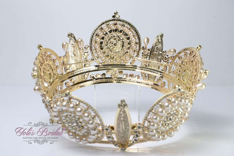 FAST SHIPPING!! Gold Pearls Round Crown, Circular Crown, Full Crown ...