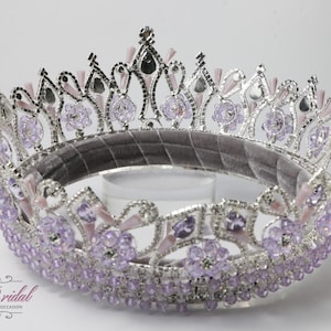 FAST SHIPPING!! Silver Round Crown With Lilac Stones and Scepter ...